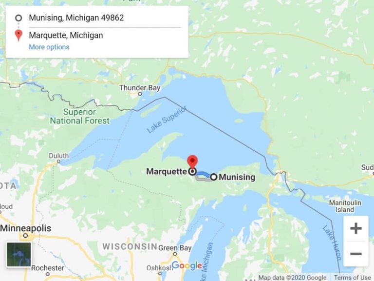 Easy stops from Munising to Marquette Michigan - Flashpacking America