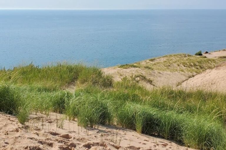 7 must-see things in Sleeping Bear Dunes Michigan on Pierce Stocking ...