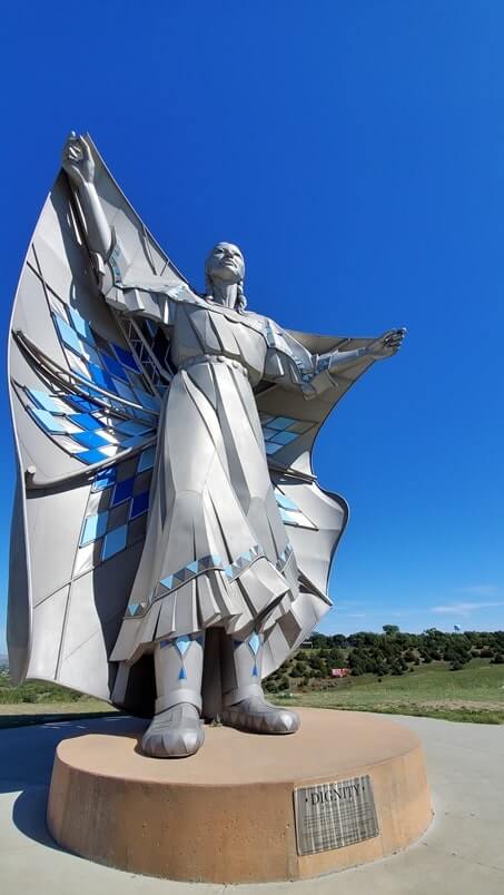 South Dakota roadside attraction you need to see! Dignity Statue of ...
